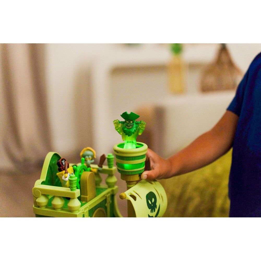 SpongeBob Squarepants Flying Dutchman Playset-Movie